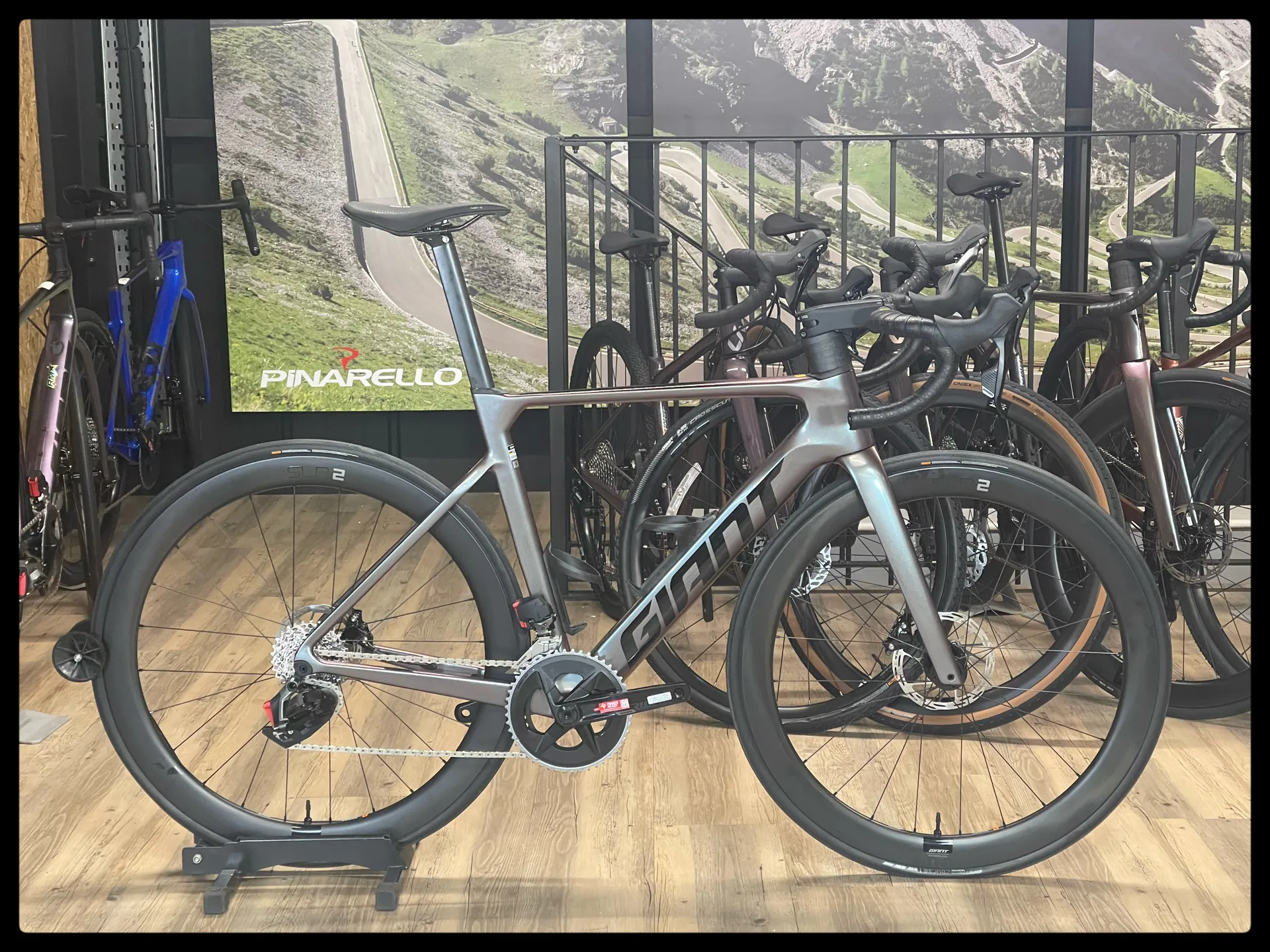 2023 Giant Propel Advanced 1 Men's Carbon Road Bike in Brown