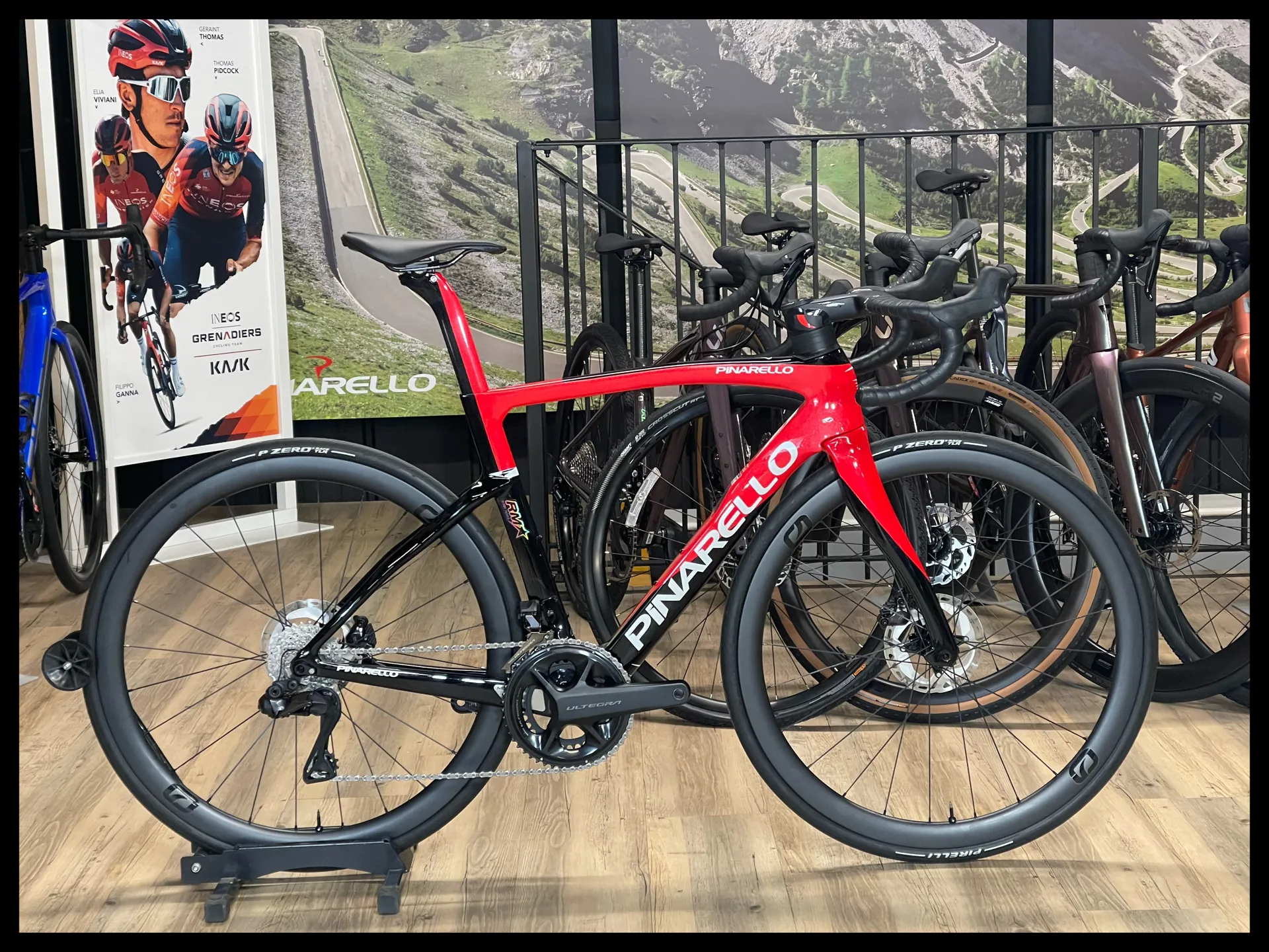 2023 Pinarello F7 Mens Carbon Road Bike in Red