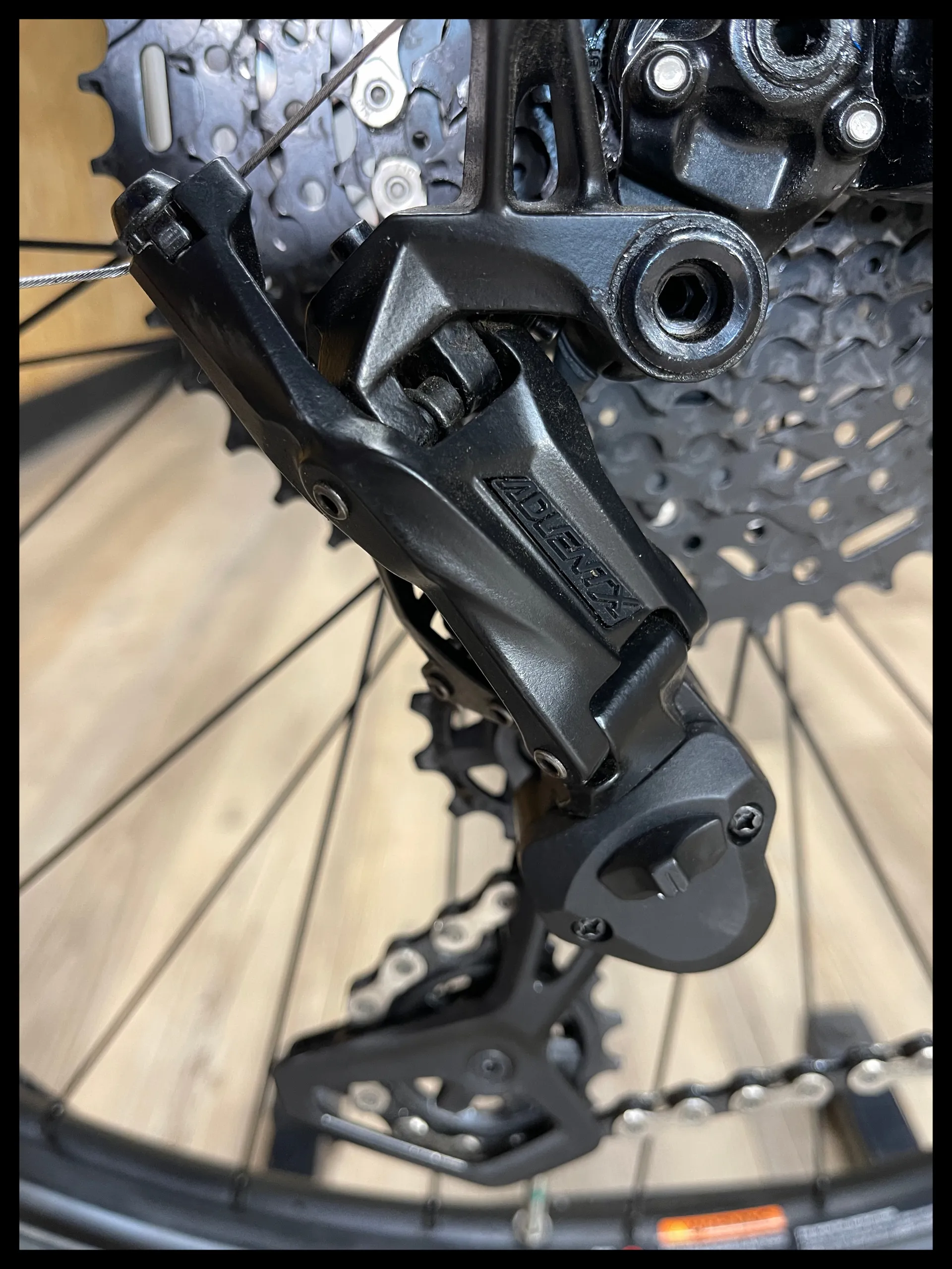 2022 GT Force Sport Mountain Bike Gloss Black Mens Large