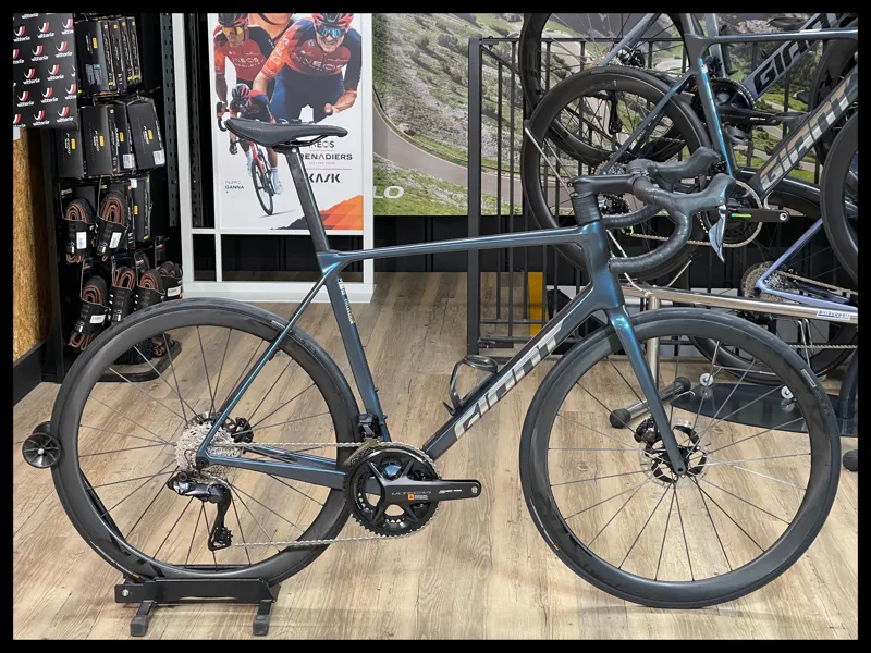 2025 Giant TCR Advance Pro 0 Mens Carbon Road Bike in Blue