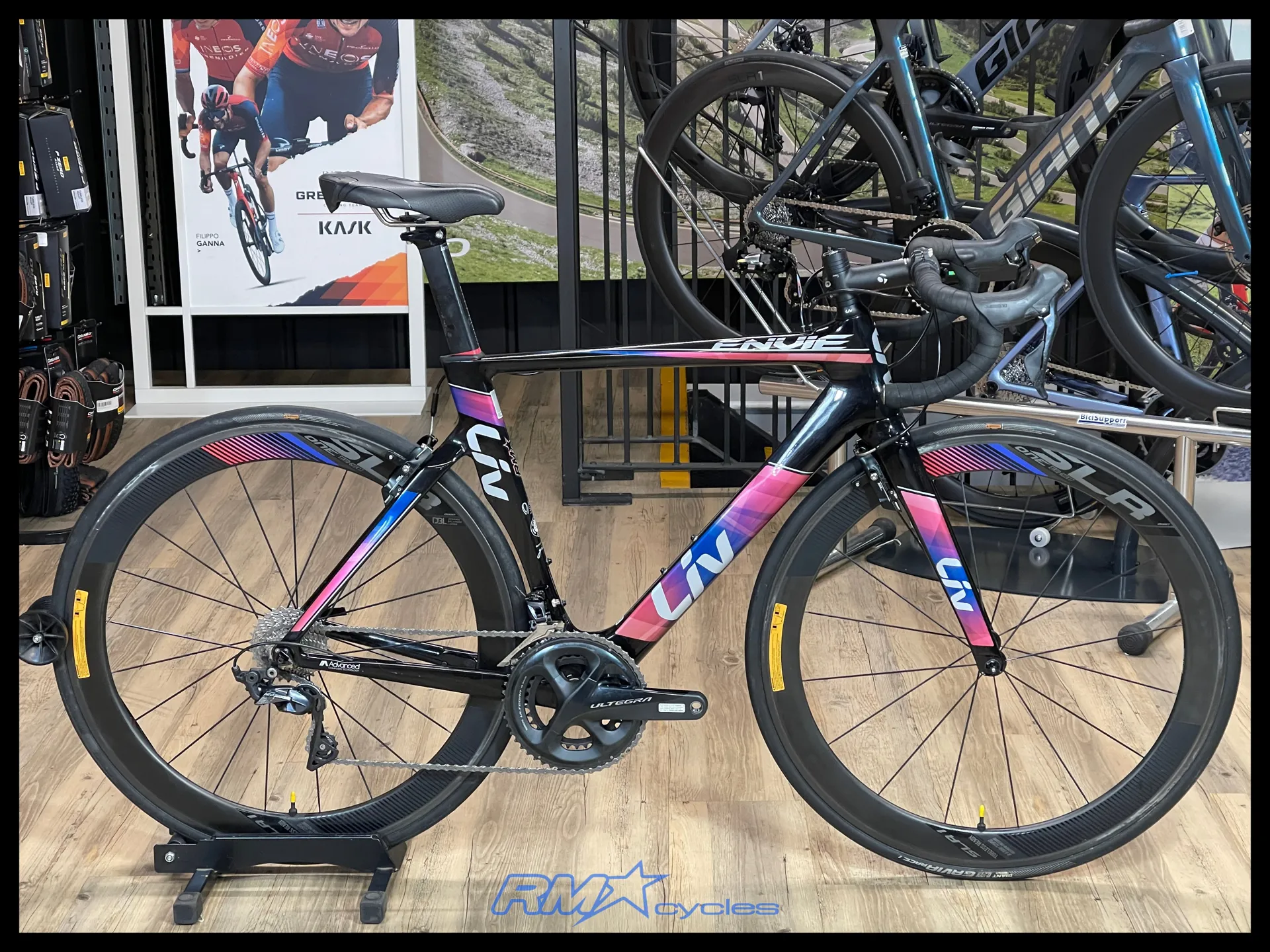 2018 Liv Envie Adv Tri Womens Carbon Road bike in Black