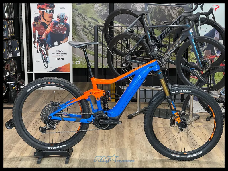 2019 Giant Trance SX E+ 0 Pro Mens Alloy eMTB in Blue